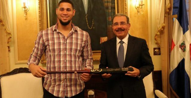 Gary Sánchez, visitó al Presidente Danilo Medina – Vakeo Urbano